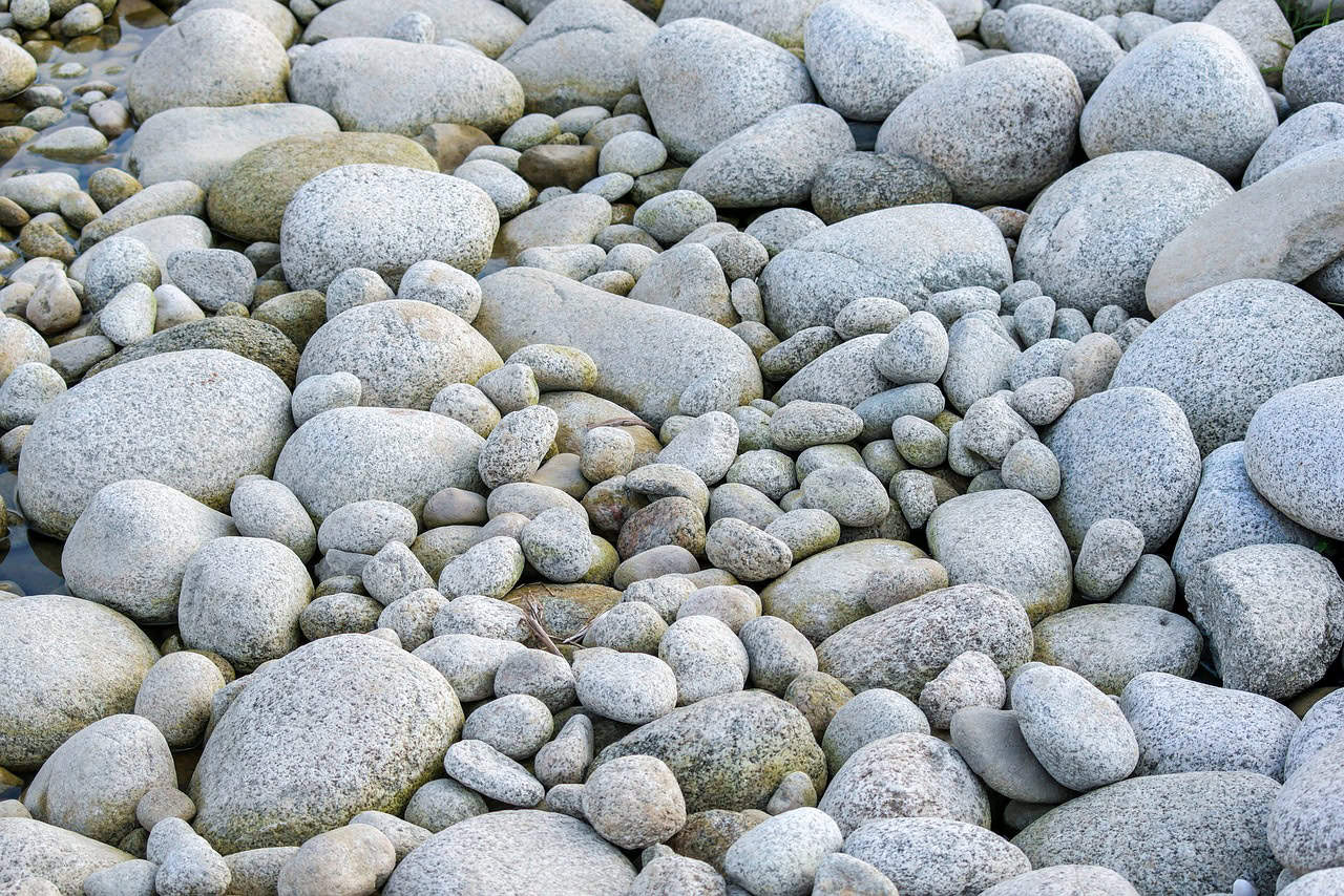 Landscaping Ideas With Decorative Pebbles